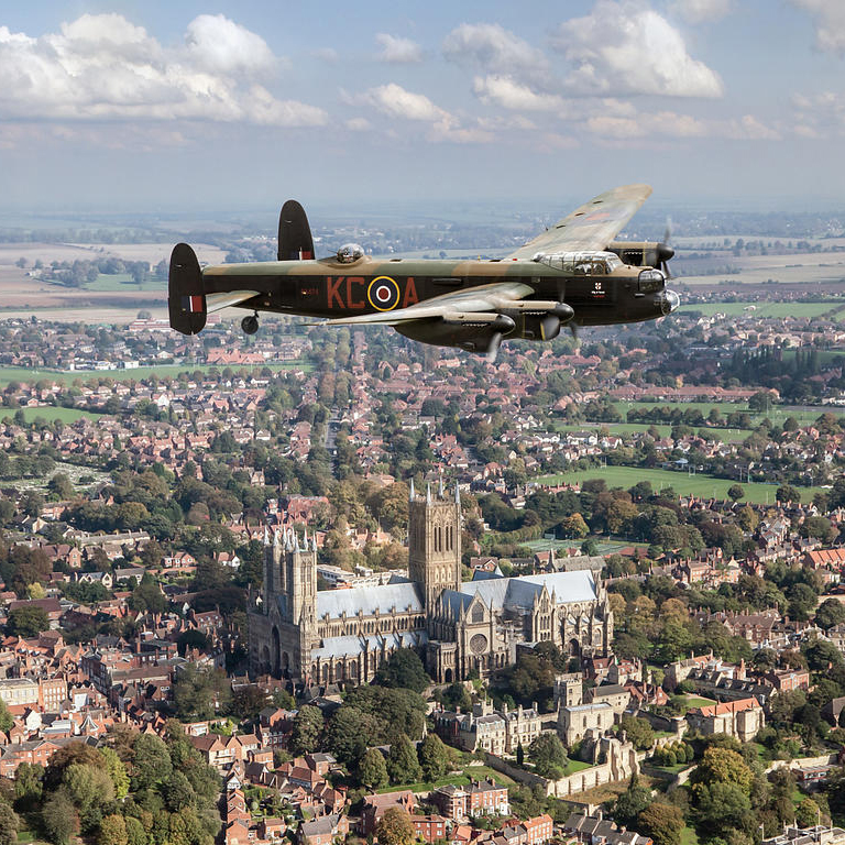 » Blog Archive » Lancaster Bomber swoops over Lincolnshire